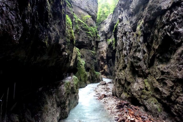 Zugspitze: Wandern durchs Reintal - So schaffst du es in 1 Tag